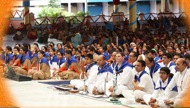 Group Devotional Singing | Sri Sathya Sai International Organization - USA