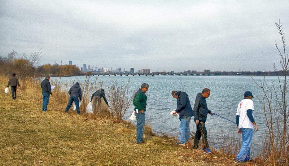 Say NO to plastics ~ Beach Cleanup: Detroit, MI | Sri Sathya Sai ...