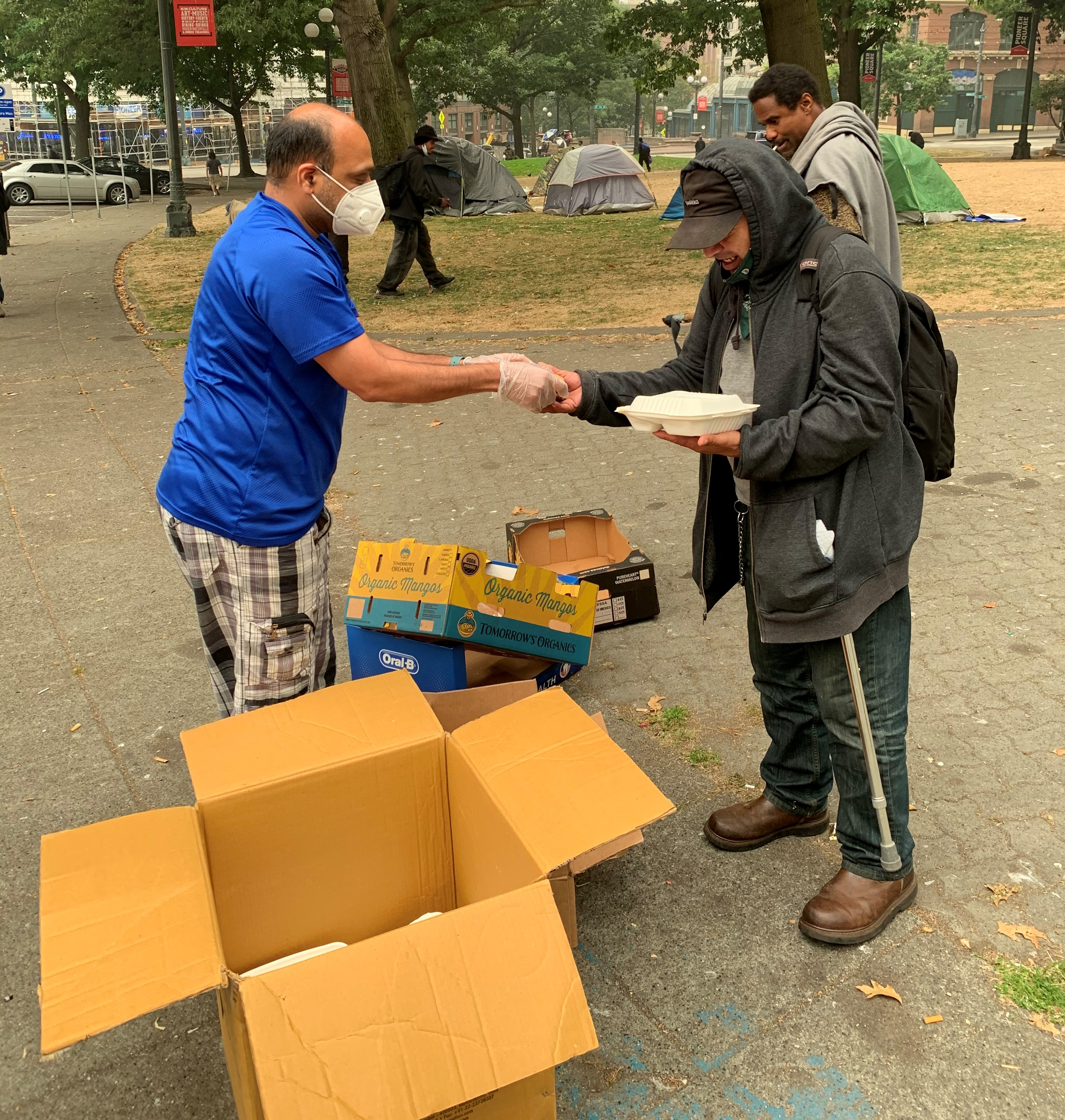 Feeding our Fellow Men during the COVID-19 Pandemic: Seattle, WA | Sri ...